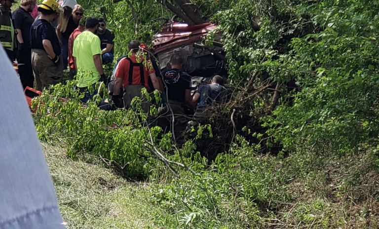 One Man Dies and Two others in Critical Condition After Accident Near ...