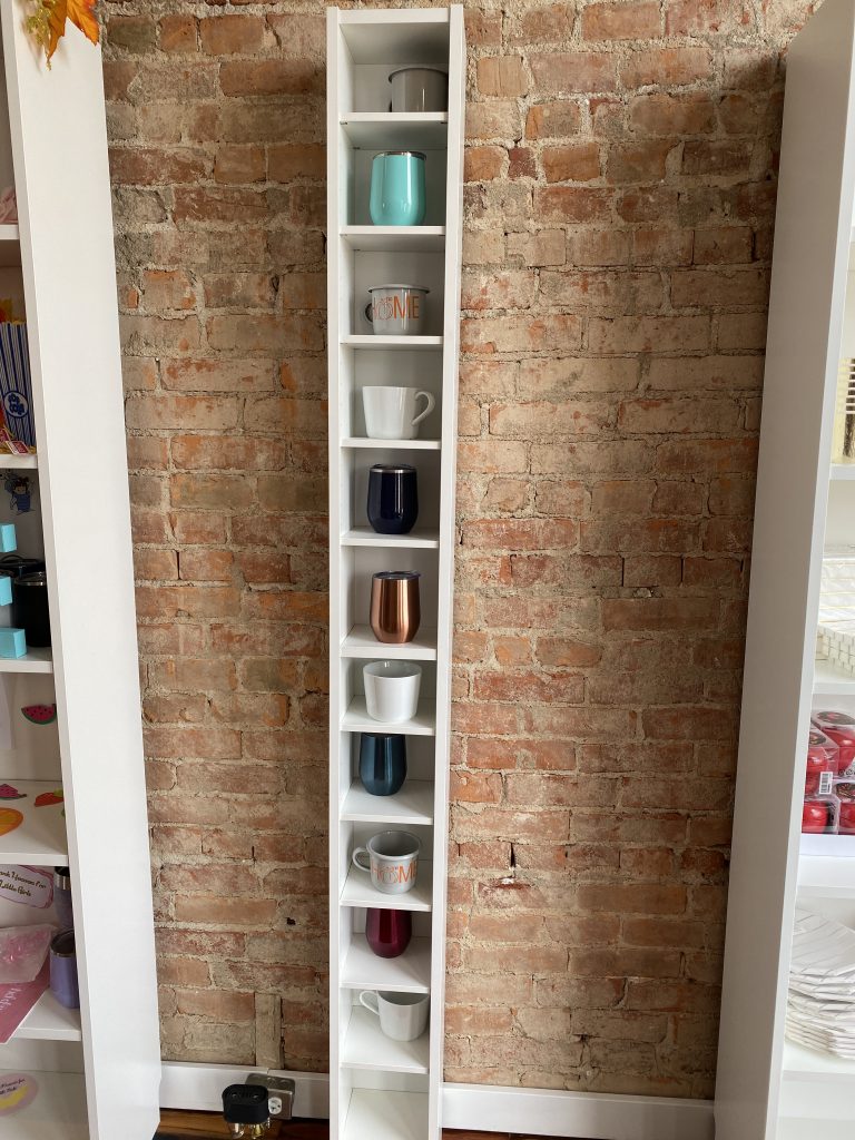 NEW BUSINESS: Lynn & Lou Designs and Events - Scioto Post