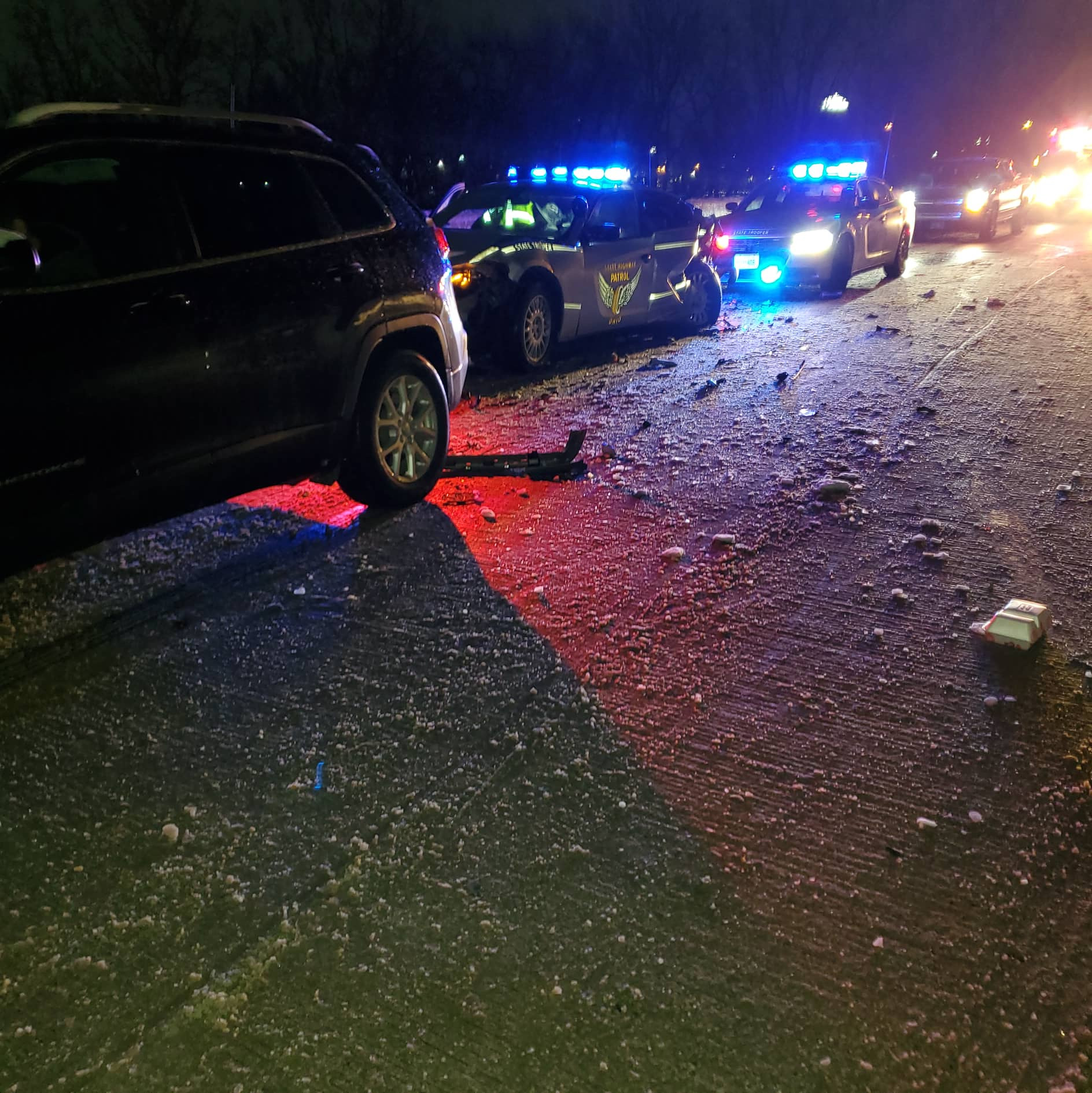 UPDATE: One Injured in OSP Trooper Pile-up Crash on US-35 - Scioto Post