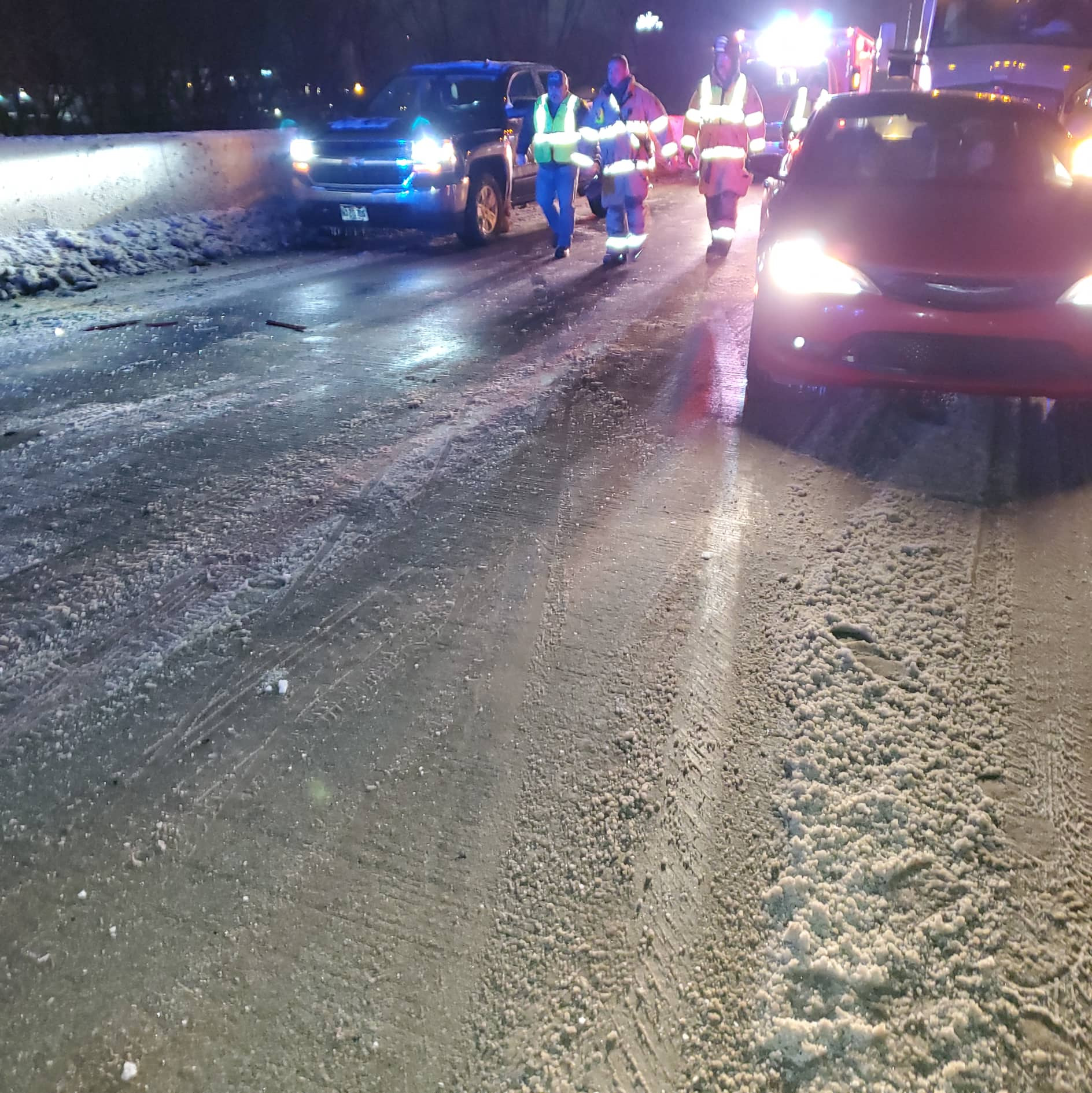 UPDATE: One Injured in OSP Trooper Pile-up Crash on US-35 - Scioto Post