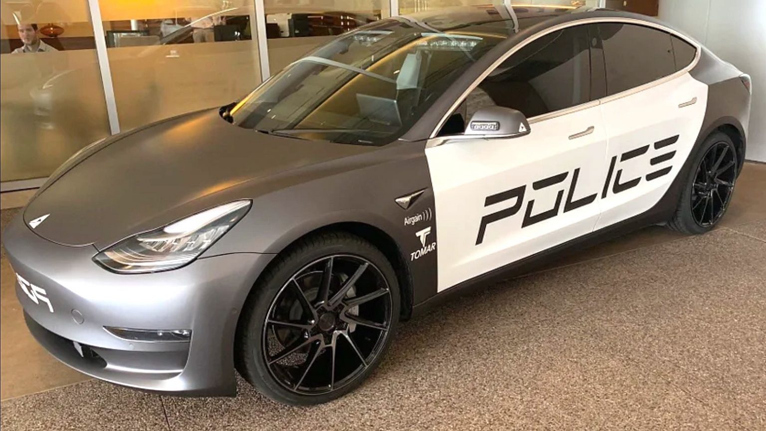 Logan Police Department to Go Electric with Tesla Patrol Cars - Scioto Post