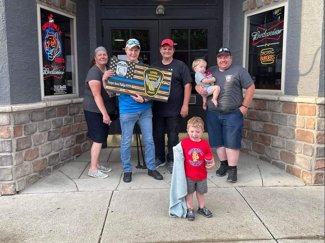 Plaque Awarded to Pickaway County Trooper Jason Phillps for Valor ...