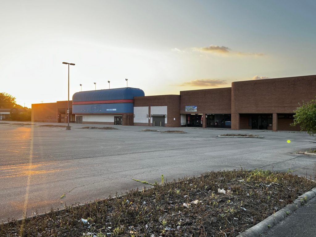 Circleville - Mothballed Grocery Store on North End May Have New Owner ...