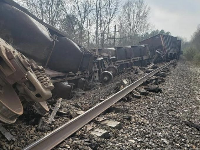Breaking - Train Derails in Southern Ohio - Scioto Post
