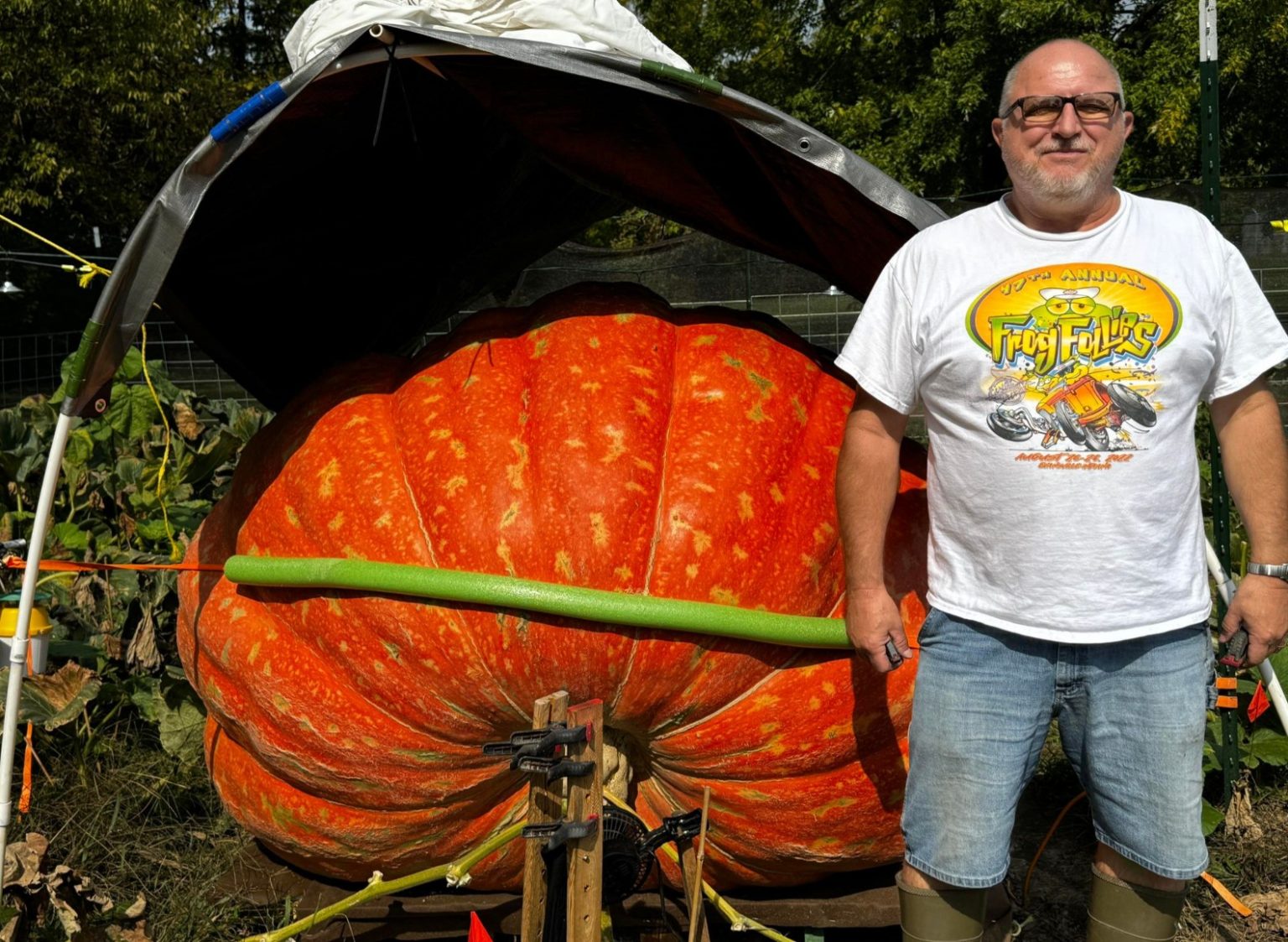 Pumpkin Show Coverage - Ray Anderson, Growing Giant Community Pumpkins ...